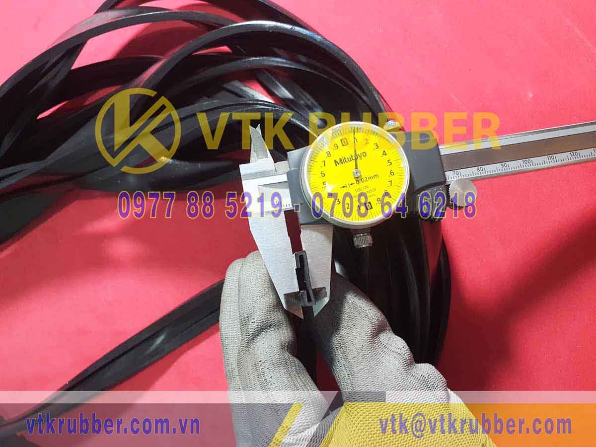 Ron cao su EPDM chữ U 16.7x3.9x1.4 | VTK Rubber