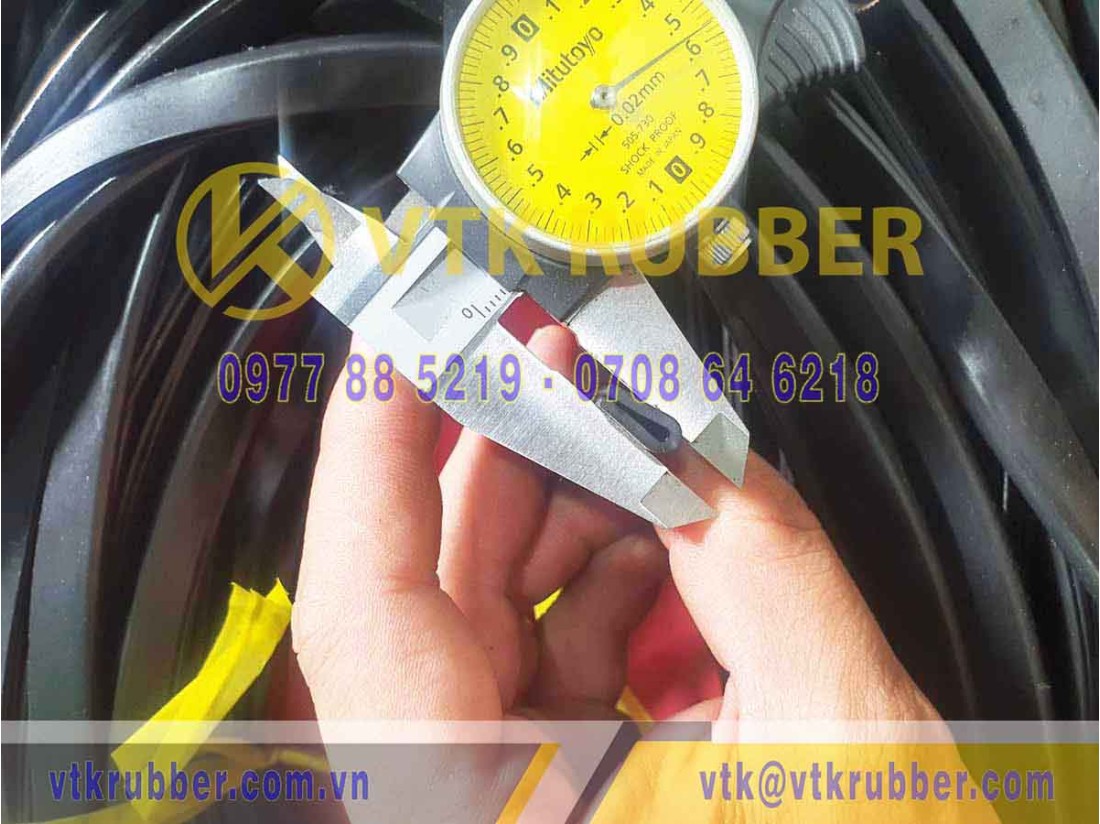 Ron cao su tủ điện chữ U 10x5x2 | VTK Rubber