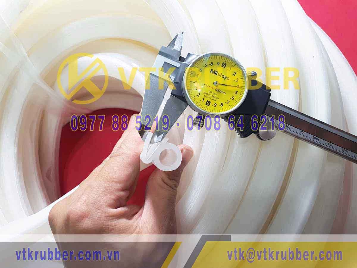 Ron silicon chữ E 19.5x20.5 | VTK Rubber