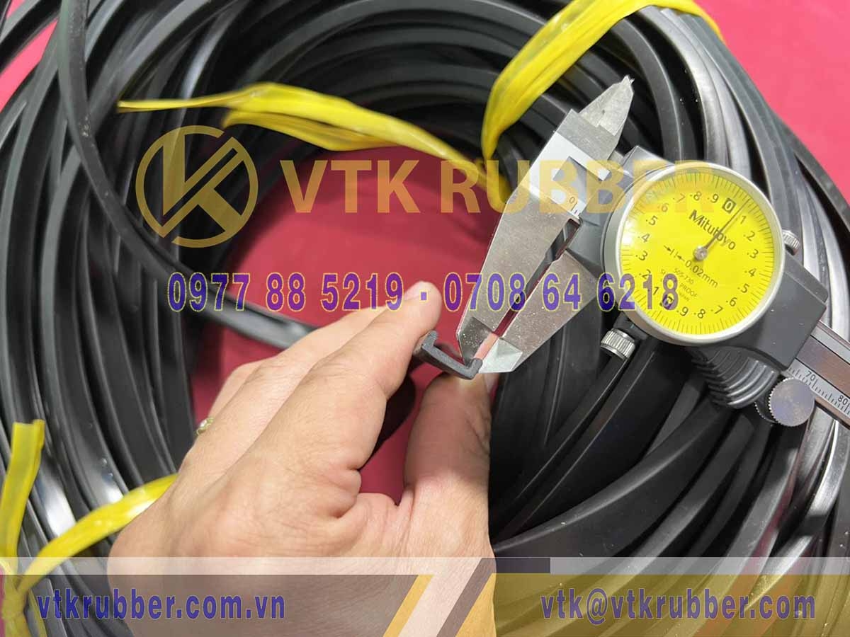 Ron cao su thường chữ U 13x5x2 | VTK Rubber